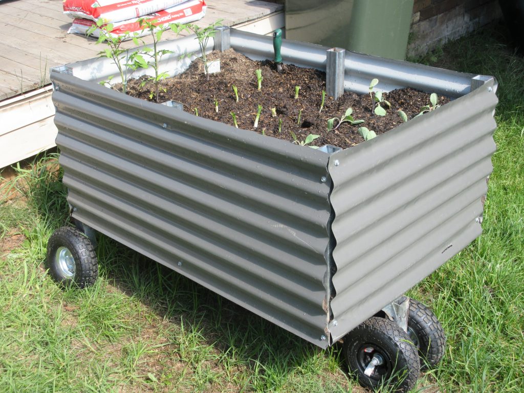Mobile Garden Beds - Colorbond - Small - Finigan Wright Fabrication